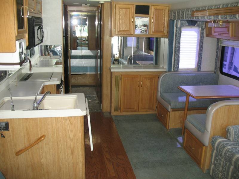 USED 1998 NATIONAL RV DOLPHIN 5360 - Overview | Berryland Campers