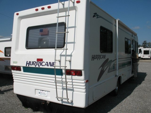 USED 1997 FOUR WINDS HURRICANE 30 - Overview | Berryland Campers