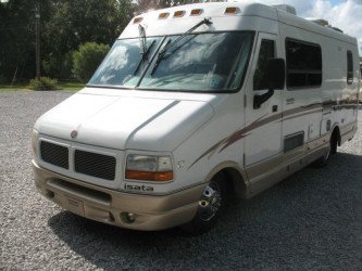 USED 1997 DYNAMAX ISATA TOURING SEDAN - Overview | Berryland Campers