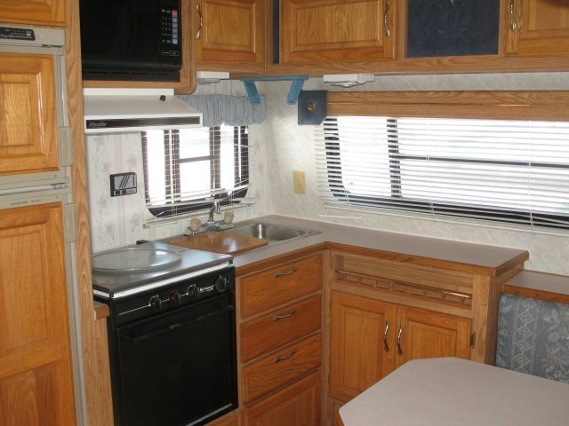 USED 1995 SUNNYBROOK SUNNYBROOK 26FK - Overview | Berryland Campers