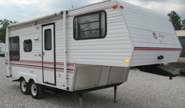 USED 1994 JAYCO EAGLE 215SD - Overview | Berryland Campers