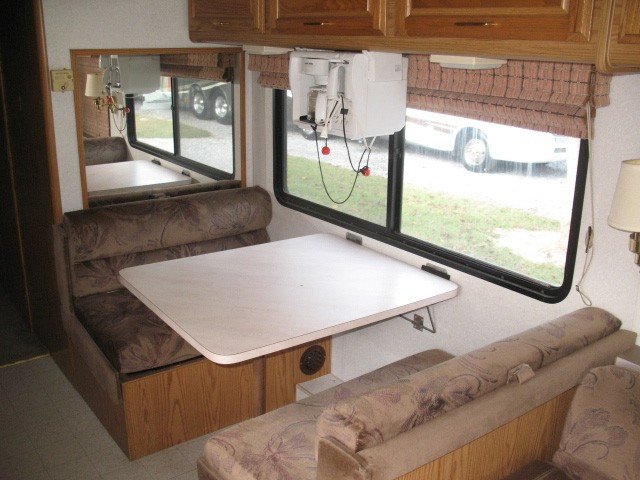 USED 1993 FLEETWOOD BOUNDER 31K - Overview | Berryland Campers