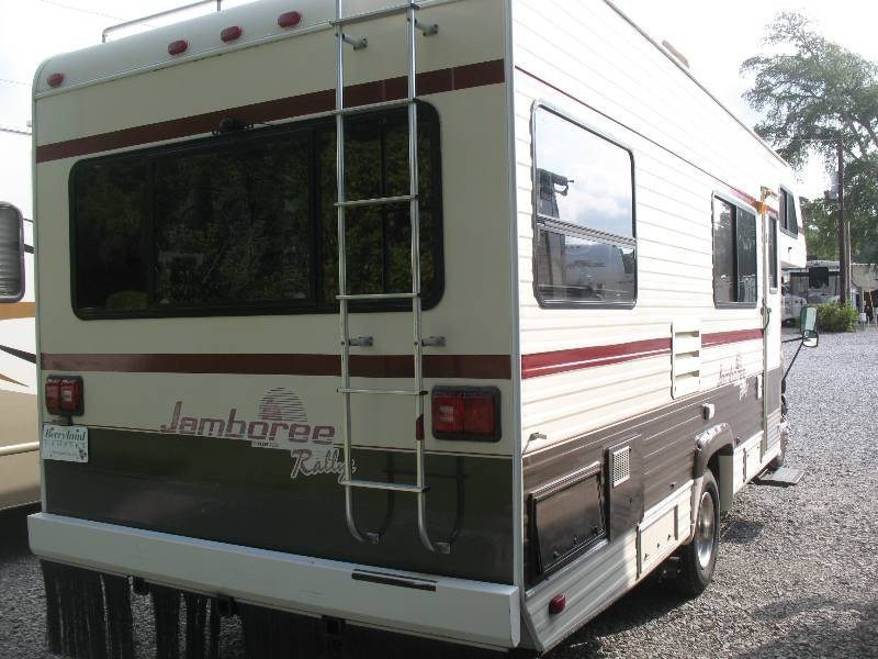 USED 1993 FLEETWOOD JAMBOREE 28 - Overview | Berryland Campers