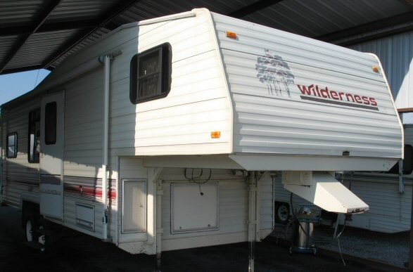 USED 1992 FLEETWOOD WILDERNESS 265N - Overview | Berryland Campers