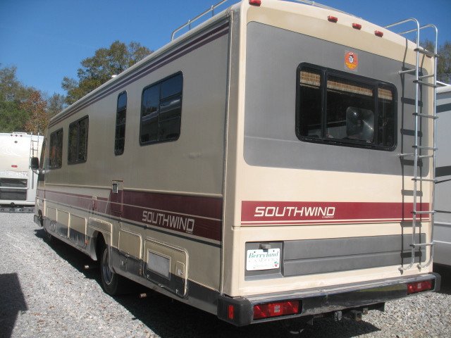 USED 1988 FLEETWOOD SOUTHWIND 34 - Overview | Berryland Campers