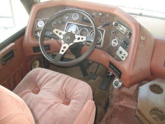 USED 1986 HOLIDAY RAMBLER IMPERIAL 33 - Overview | Berryland Campers