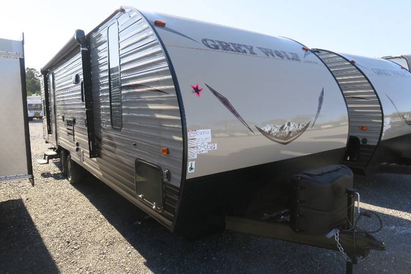 NEW 2017 FOREST RIVER CHEROKEE 26CKSE - Overview | Berryland Campers