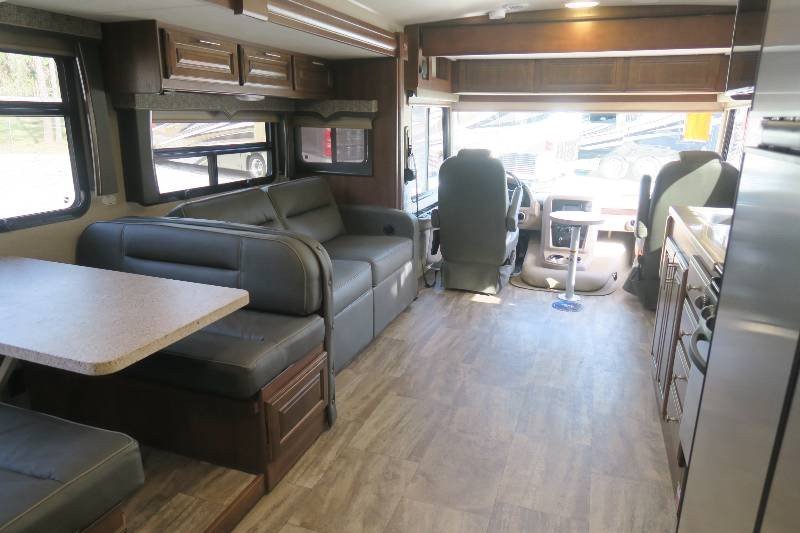 NEW 2017 FOREST RIVER GEORGETOWN 36B5 - Overview | Berryland Campers