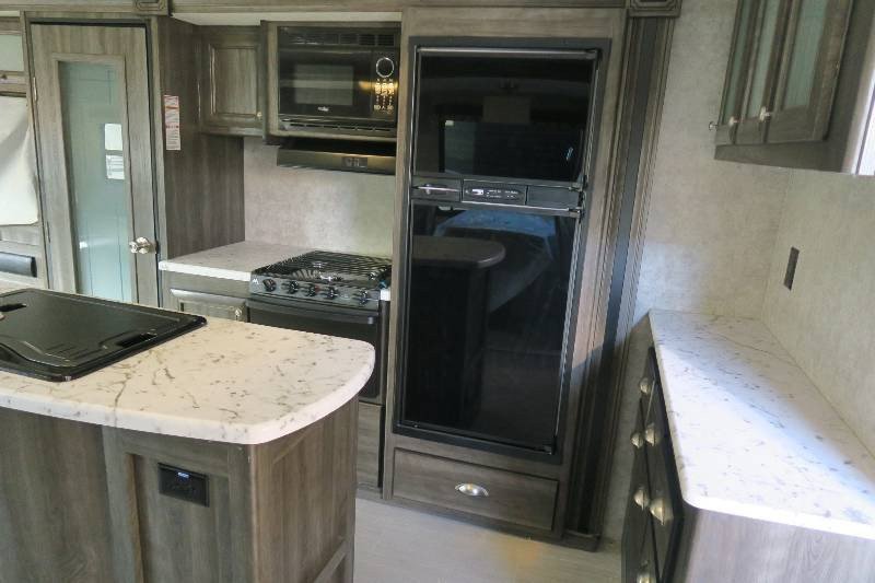 NEW 2017 OPEN RANGE OPEN RANGE 2910RL - Overview | Berryland Campers