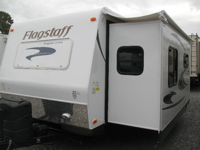NEW 2015 FOREST RIVER FLAGSTAFF 26FKWS - Overview | Berryland Campers