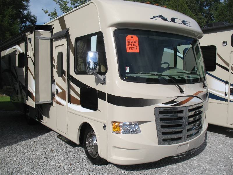 NEW 2015 THOR ACE 27.1 - Overview | Berryland Campers