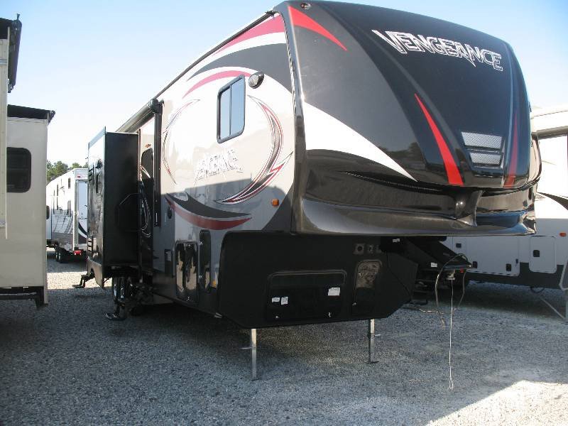 NEW 2015 FOREST RIVER VENGEANCE 377V - Overview | Berryland Campers