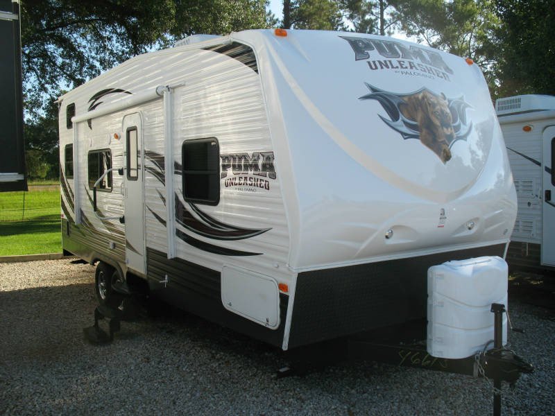 NEW 2014 PALOMINO PUMA 24THS - Overview | Berryland Campers