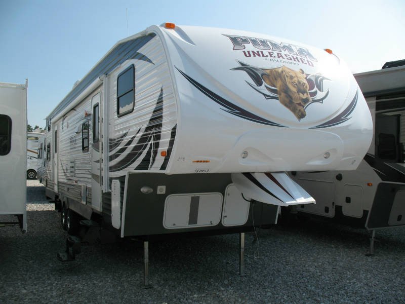 NEW 2014 PALOMINO PUMA 351THSS - Overview | Berryland Campers