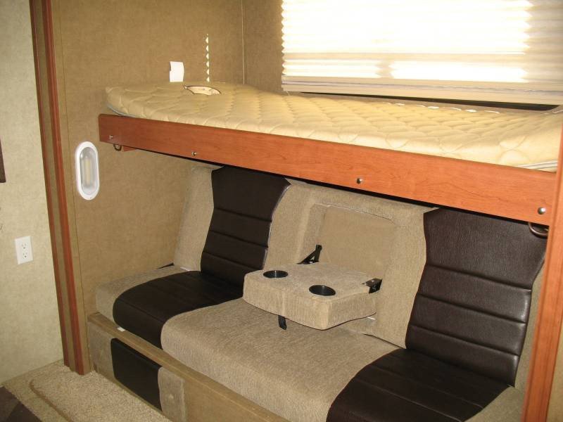 NEW 2014 PALOMINO PUMA 31BHSS - Overview | Berryland Campers
