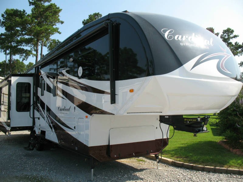 NEW 2014 FOREST RIVER CARDINAL 3450RL - Overview | Berryland Campers