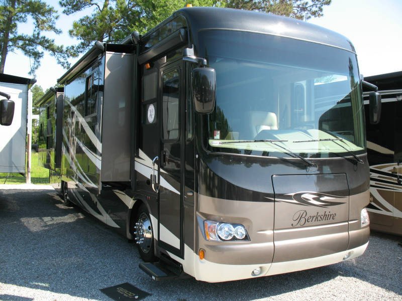 NEW 2014 FOREST RIVER BERKSHIRE 390BH - Overview | Berryland Campers
