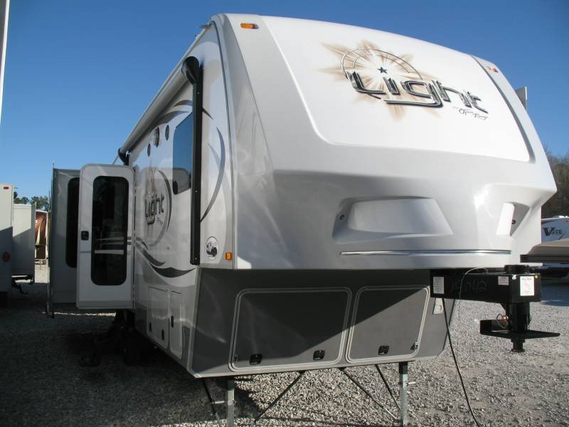 NEW 2014 OPEN RANGE OPEN RANGE 319RLS - Overview | Berryland Campers