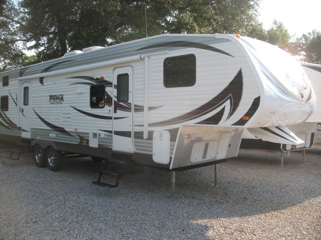 NEW 2013 PALOMINO PUMA 351THSS - Overview | Berryland Campers
