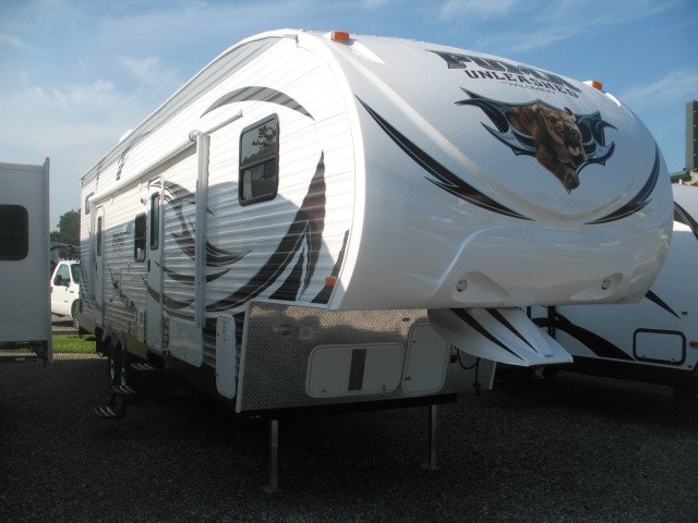 NEW 2013 PALOMINO PUMA 356QLB - Overview | Berryland Campers