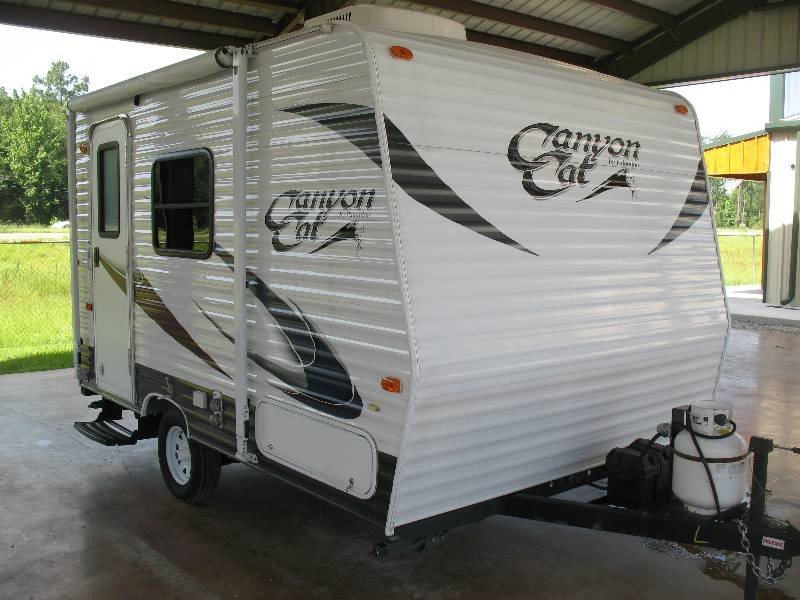 USED 2013 PALOMINO CANYON CAT 12RB - Overview | Berryland Campers