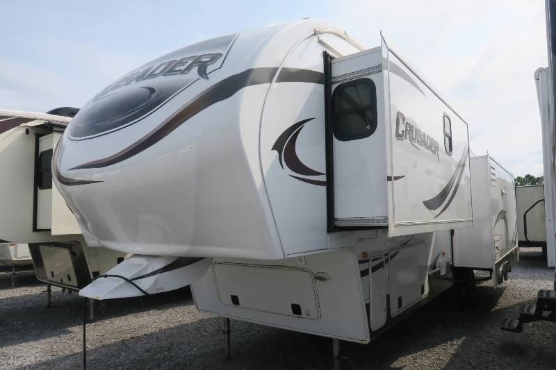 USED 2013 FOREST RIVER CRUSADER 320RLT - Overview | Berryland Campers