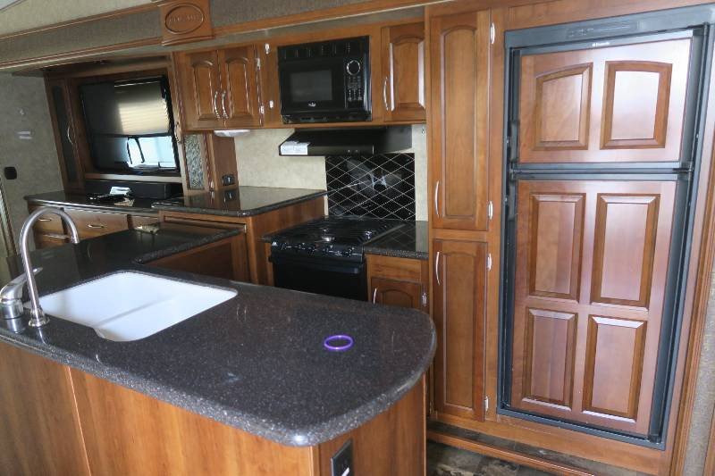 USED 2013 FOREST RIVER CRUSADER 320RLT - Overview | Berryland Campers