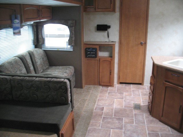 NEW 2012 PALOMINO PUMA 30KFB - Overview | Berryland Campers