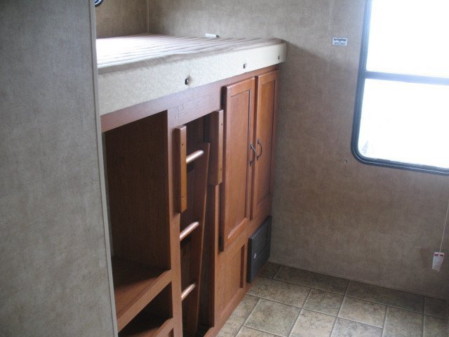 NEW 2012 FOREST RIVER V-CROSS 30VBHS - Overview | Berryland Campers