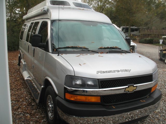 USED 2012 PLEASURE WAY PLEASURE WAY BASIS 6.0L - Overview | Berryland ...