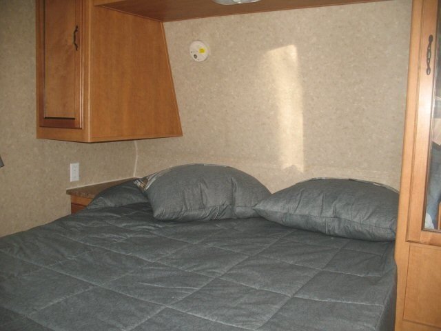 NEW 2011 PALOMINO PUMA 26FBSS - Overview | Berryland Campers