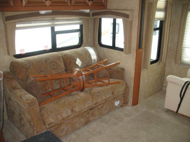 NEW 2011 FOREST RIVER BLUE RIDGE BY CARDINAL 3025RL - Overview ...