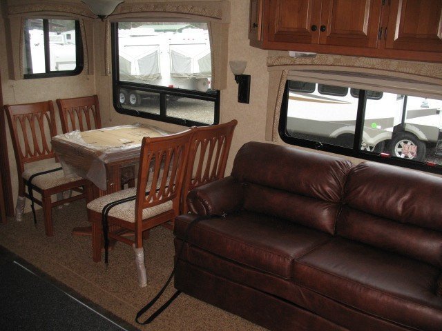 NEW 2011 FOREST RIVER BLUE RIDGE BY CARDINAL 3704BH - Overview ...