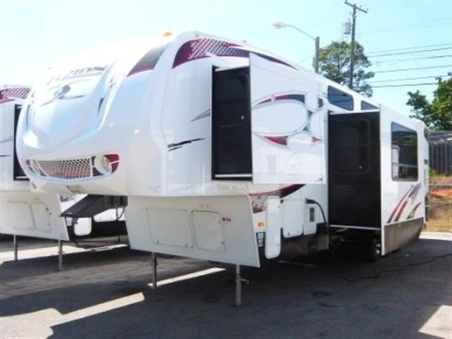 USED 2011 KEYSTONE FUZION 40 - Overview | Berryland Campers