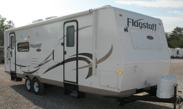 NEW 2010 FOREST RIVER FLAGSTAFF 26RLSS - Overview | Berryland Campers