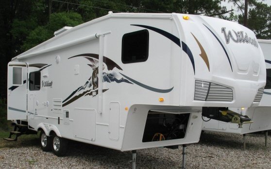 NEW 2009 FOREST RIVER WILDCAT 27RL - Overview | Berryland Campers