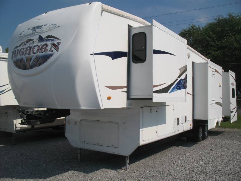 USED 2009 HEARTLAND BIG HORN 367RL - Overview | Berryland Campers