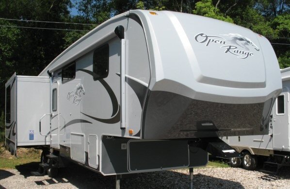 NEW 2009 OPEN RANGE OPEN RANGE 337RLS - Overview | Berryland Campers
