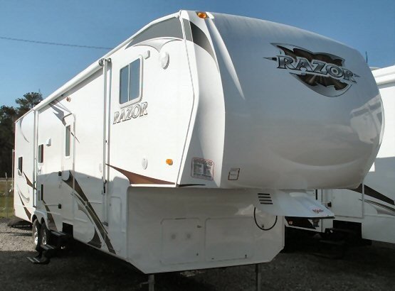 NEW 2009 HEARTLAND RAZOR 3110DS - Overview | Berryland Campers