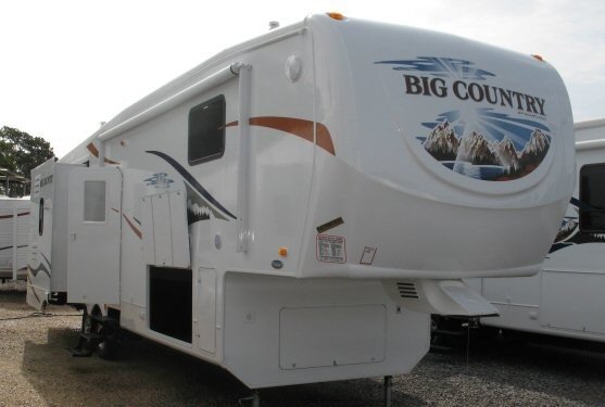 NEW 2009 HEARTLAND BIG COUNTRY 3285RL - Overview | Berryland Campers