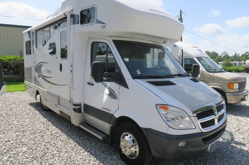 USED 2009 WINNEBAGO VIEW 24J - Overview | Berryland Campers