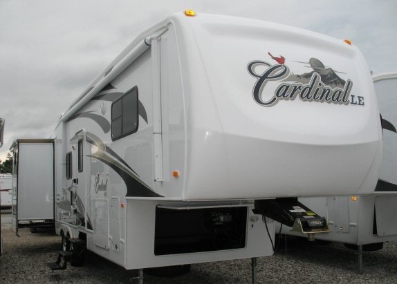 NEW 2008 FOREST RIVER CARDINAL 33TBHL - Overview | Berryland Campers