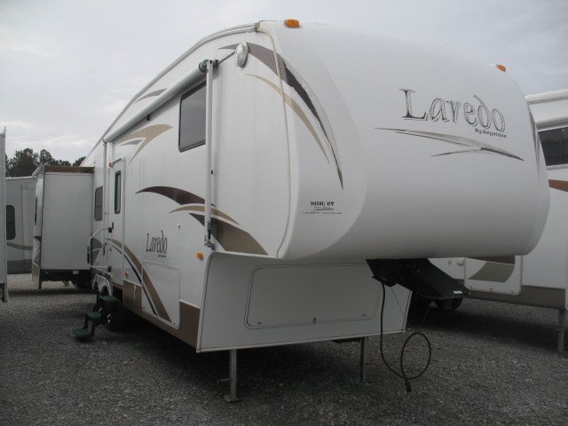USED 2008 KEYSTONE LAREDO 320TRL - Overview | Berryland Campers