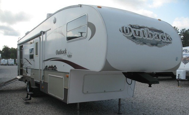 USED 2008 KEYSTONE OUTBACK 31KFW - Overview | Berryland Campers