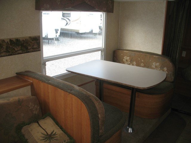 USED 2007 KEYSTONE ZEPPELIN Z303 - Overview | Berryland Campers