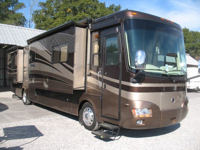 USED 2007 HOLIDAY RAMBLER AMBASSADOR 40 - Overview | Berryland Campers