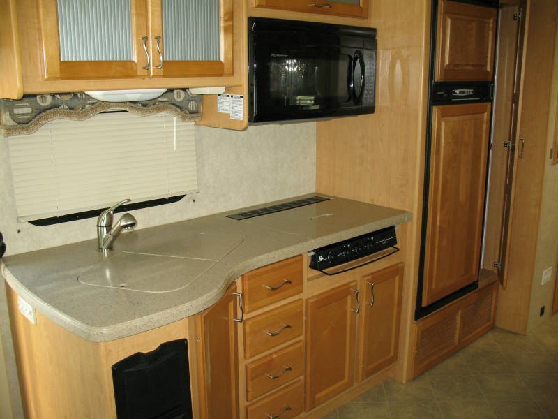 USED 2007 FOUR WINDS MAGELLAN 36E - Overview | Berryland Campers