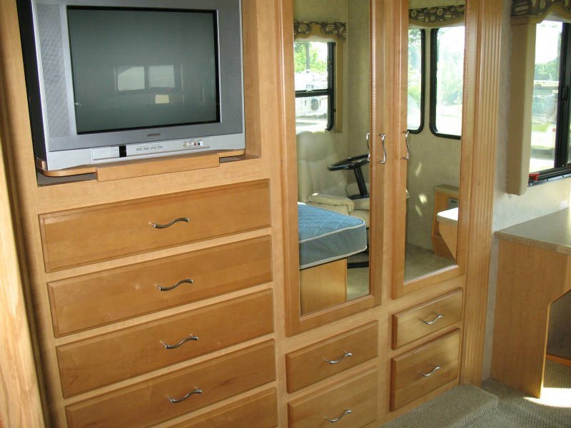 USED 2007 FOUR WINDS MAGELLAN 36E - Overview | Berryland Campers