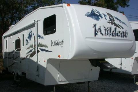 NEW 2006 FOREST RIVER WILDCAT 27BHWB - Overview | Berryland Campers