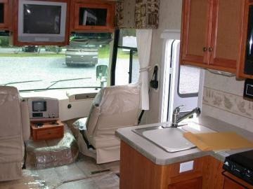 NEW 2006 SAFARI SIMBA 30PDD - Overview | Berryland Campers